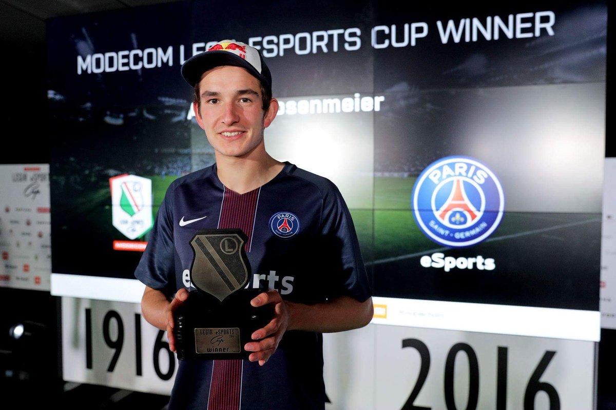 PSG's Agge wins the Legia Esports Cup