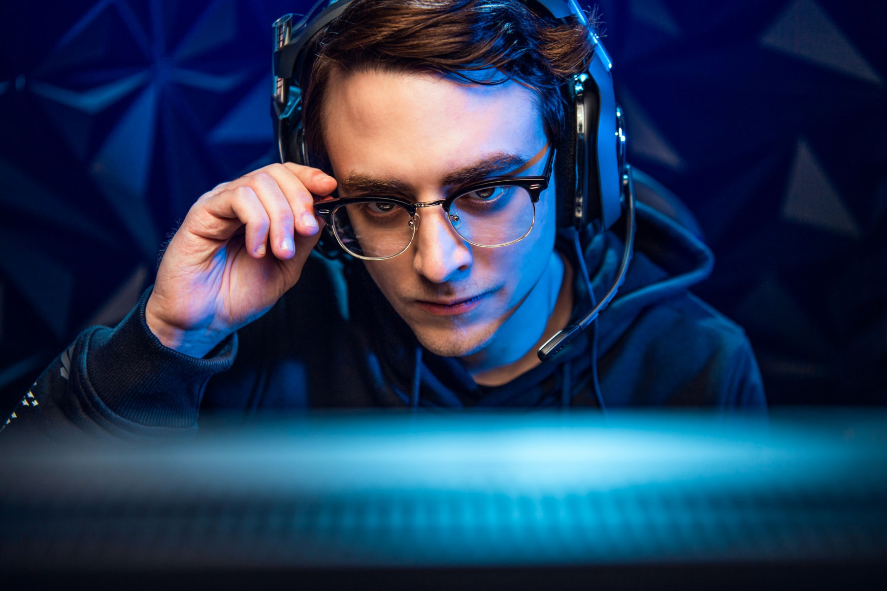 Clayster named Zenni ambassador
