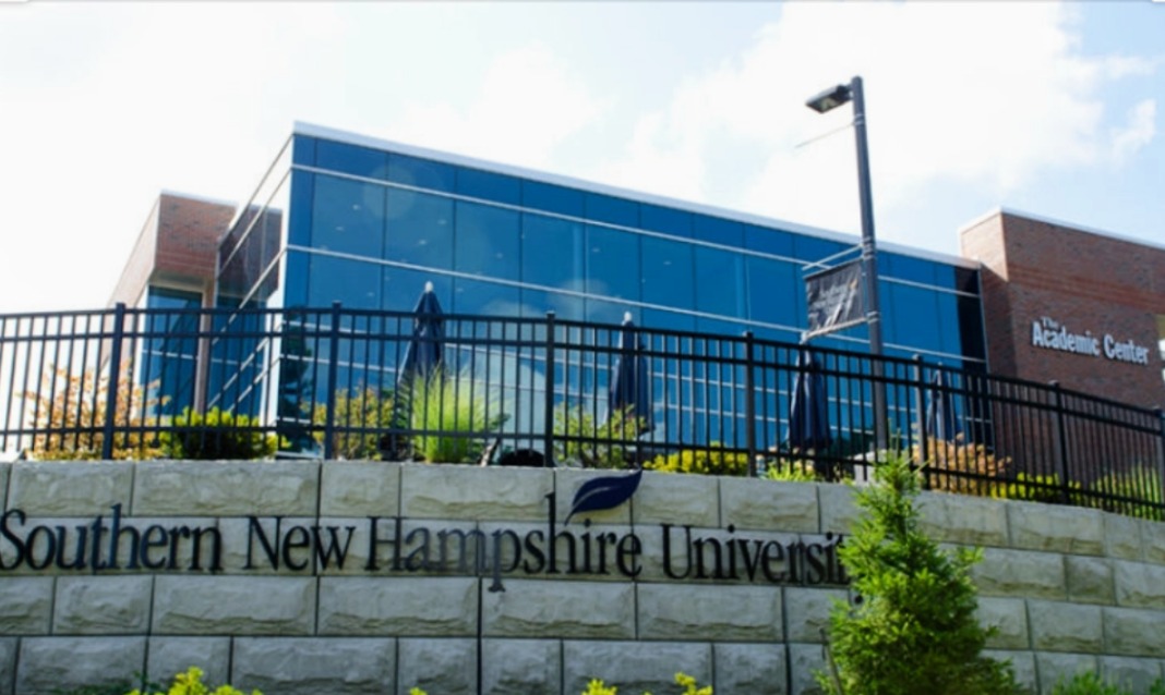 Southern New Hampshire University opens Esports Arena