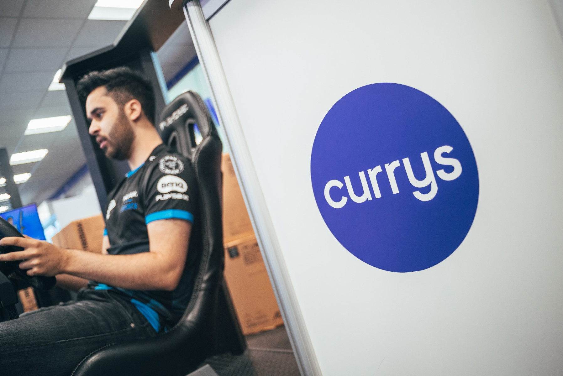 Williams Racing signs esports partnership with Currys