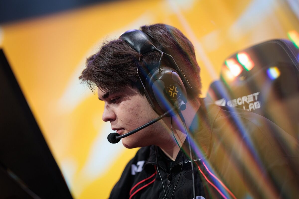 “Mixed-gender rosters can shake up esports”: FlyQuest RED interview