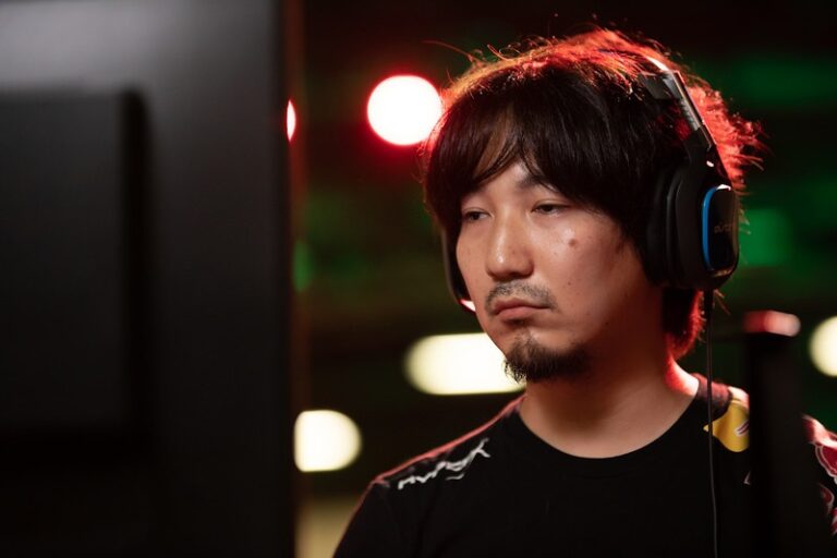 "Absolutely no respect": Evo's treatment of Daigo and MenaRD Legends ...