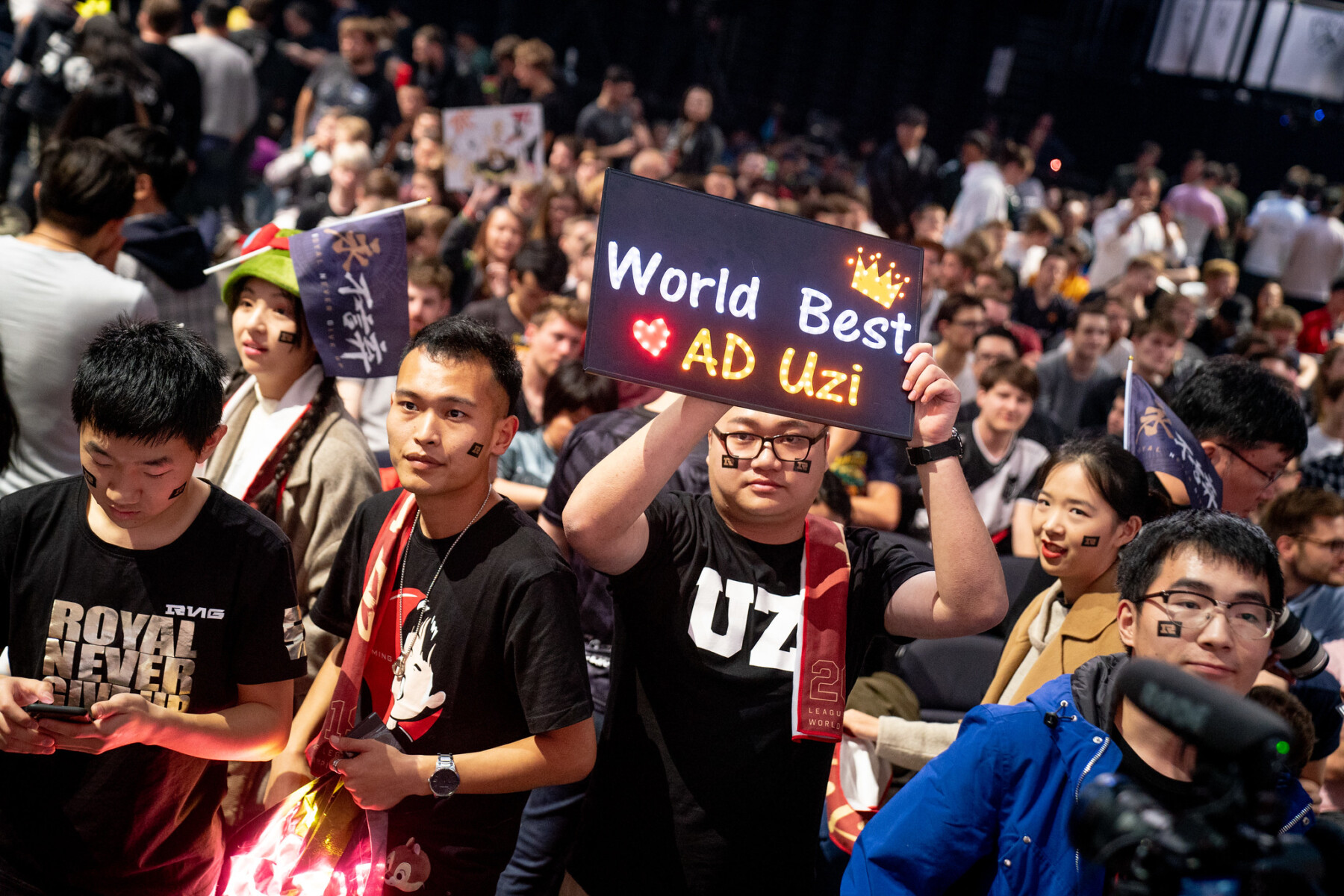 Uzi celebrated as second Hall of Legends inductee