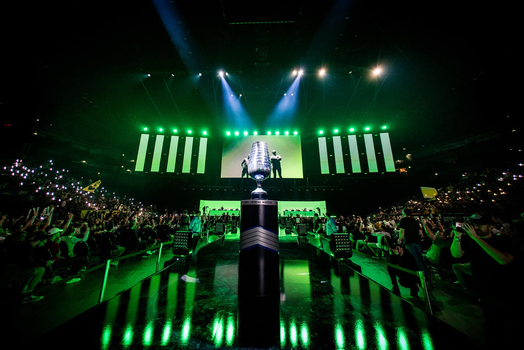 IEM Cologne 2025 breaks 300,000 viewers on opening day