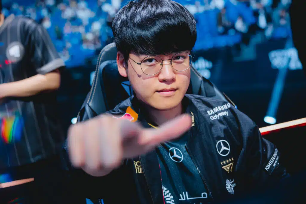 [롤드컵] T1, AL 격파하며 월즈 2025 준결승 진출 - Esports Insider Korea