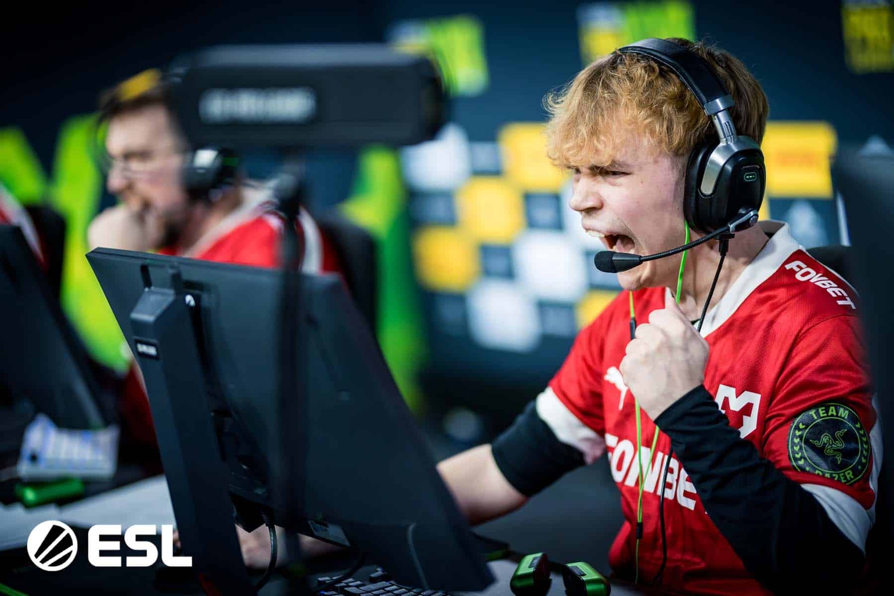 Which teams qualified for the ESL Pro League Season 22 Playoffs?