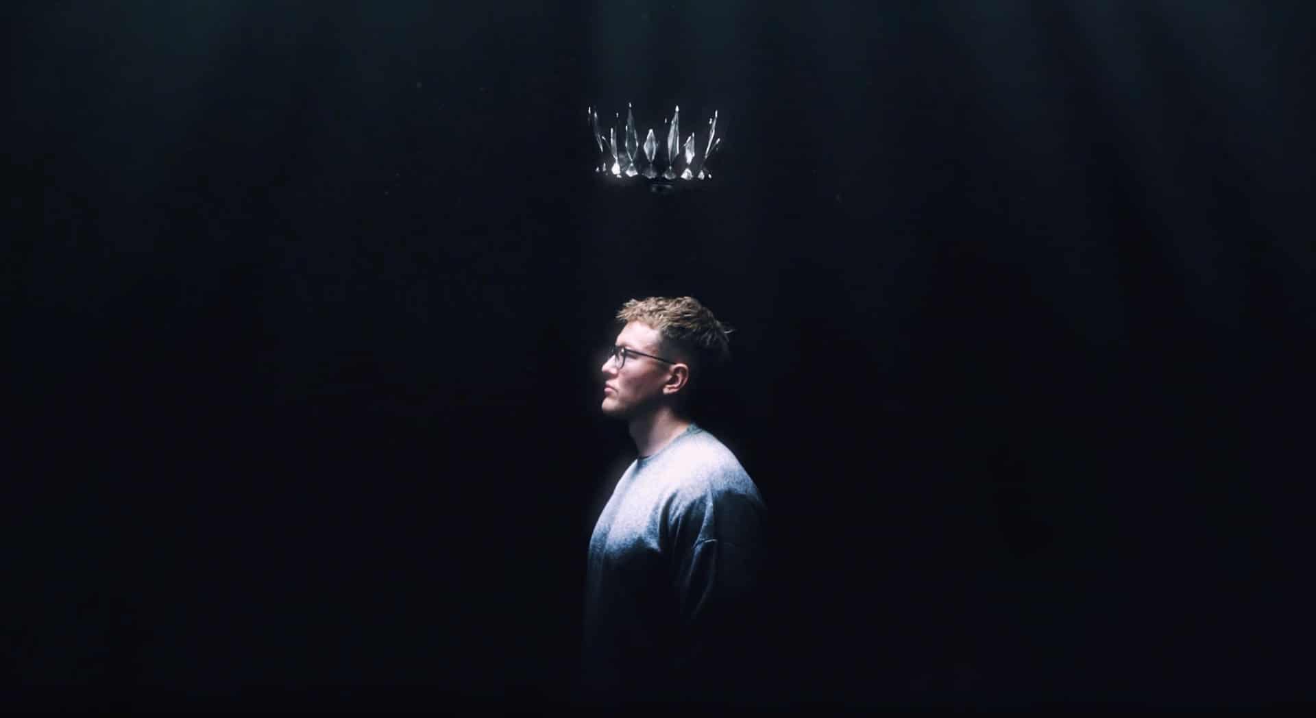 Rain signs with 100 Thieves after long tenure with FaZe Clan