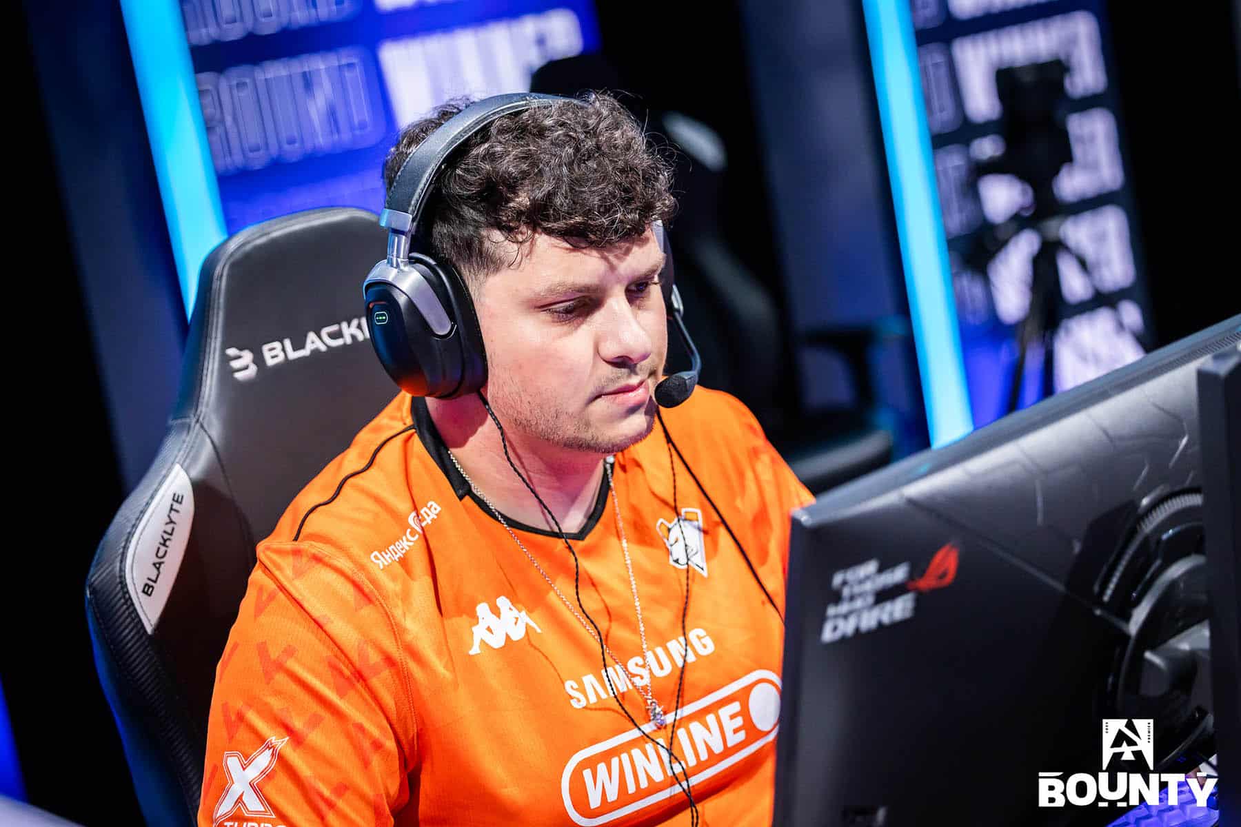 Dota 2 reveals huge Monster Hunter crossover